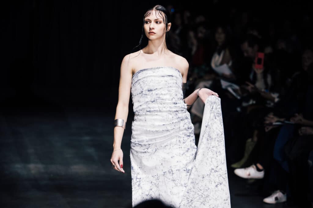 Les prix décernés lors du défilé annuel de MODART International ...